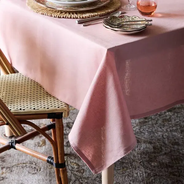 JULISKA Berry Scallop Tablecloth, 60 X 120 - Pink