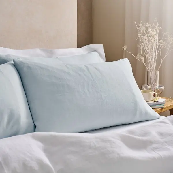 CHRISTY Cavendish Luxury Soft Linen Pillowcase Pair, King Exclusive