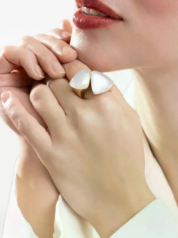 Vhernier Rock Crystal Pearl Ring