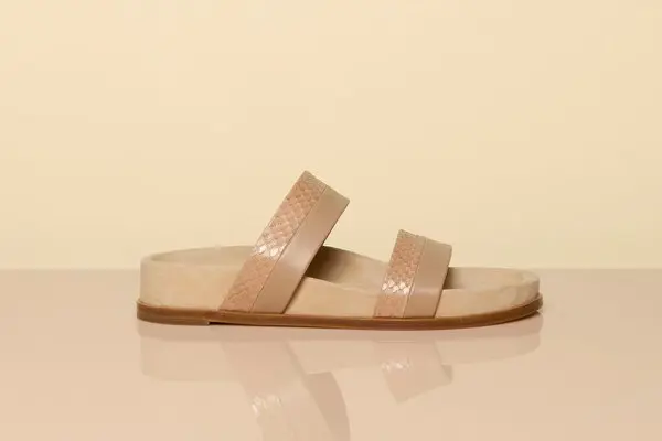 Gabriela Hearst Low Striker Flat Sandal In Snakeskin And Nappa Leather - Nude