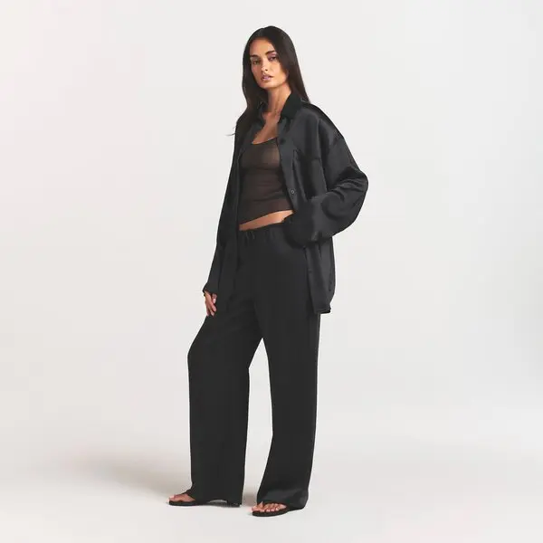 SKIMS Lightweight Satin Straight Leg Pants - Obsidian