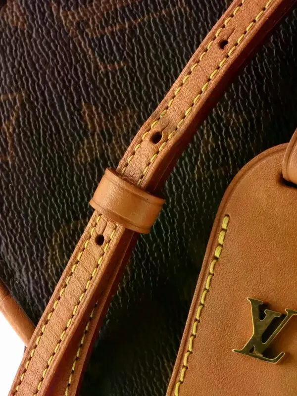 LOUIS VUITTON Mini Boite Chapeau Crossbody Bag Monogram Canvas - Brown