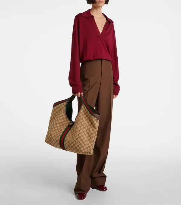 Gucci Large Gg Canvas Tote Bag - Beige