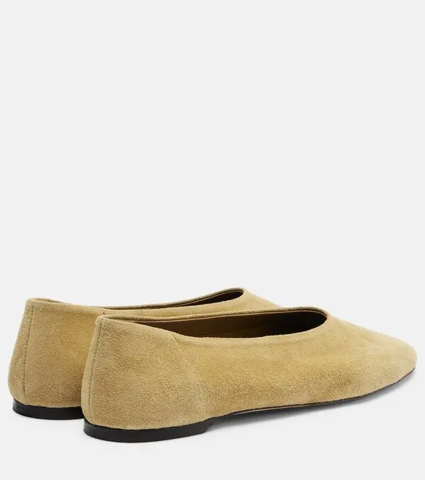 TOTEME Suede Ballet Flats - Beige