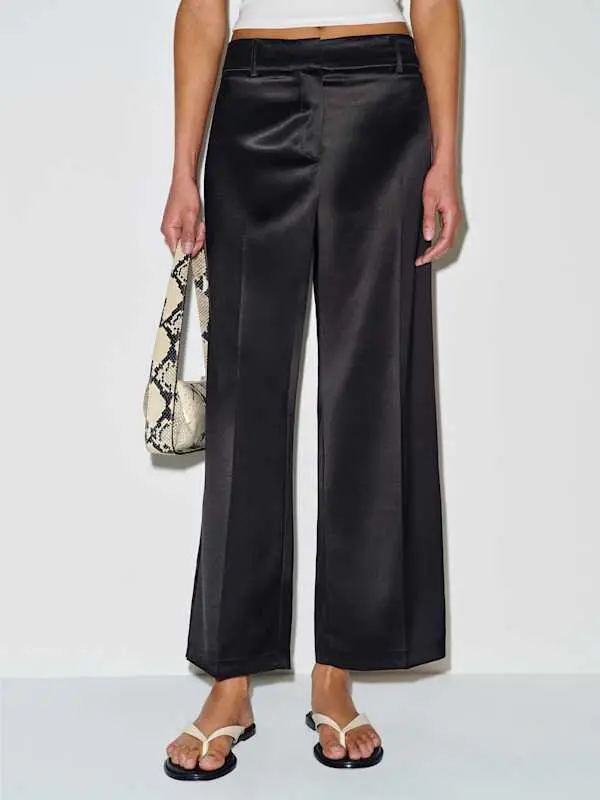 REFORMATION Gisele Satin Cropped Pant - Black