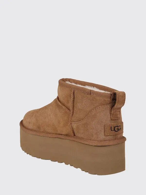 UGG Boots - Camel