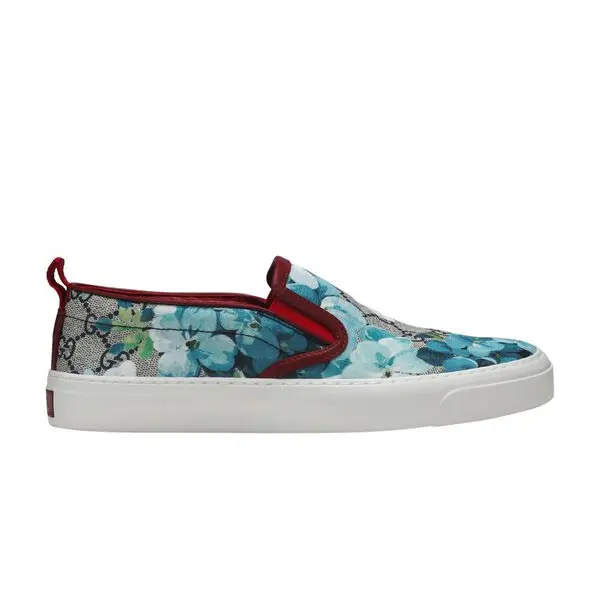 Gucci Gg Supreme Canvas Slip-on With Floral Print - Blue