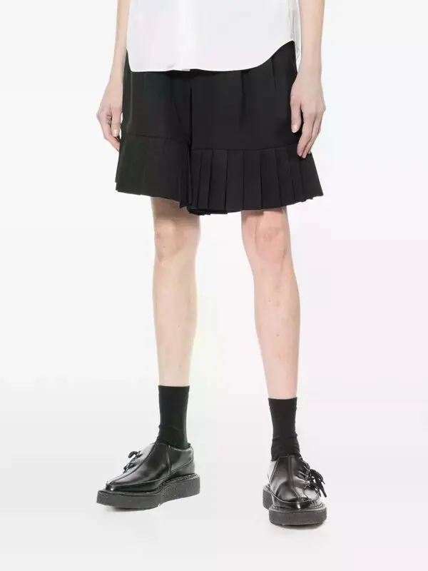 Noir Kei Ninomiya Pleated Shorts