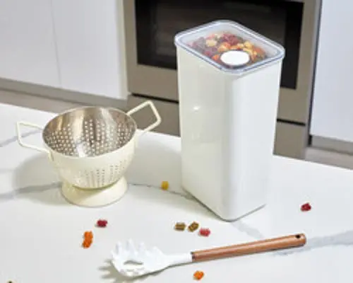 IDESIGN Extra Large Canister With Removable Pour Capset Of 4white