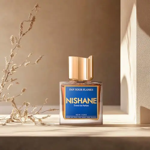 NISHANE Fan Your Flames Extrait De Parfum