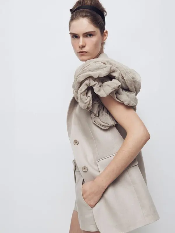 Max Mara Oversized Sleeveless Linen Jacket With Ruffles