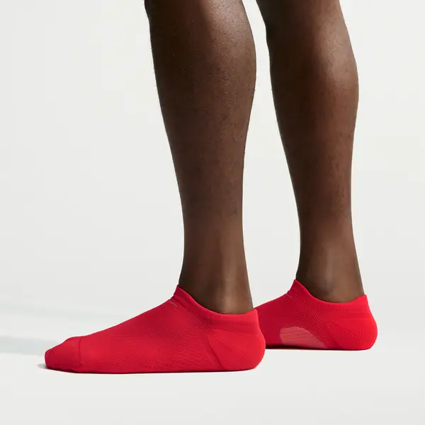Nike Run Midweight Running No-show Socks - Red