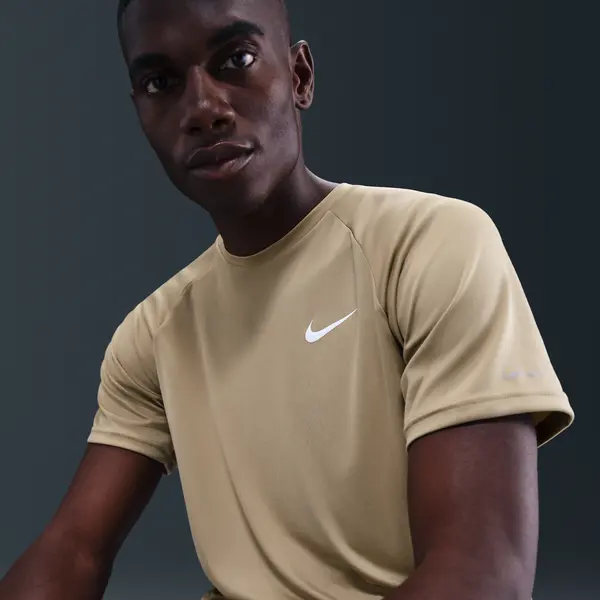 Nike Hydroguard Essential Dri-fit Uv Short Sleeve Top - Brown