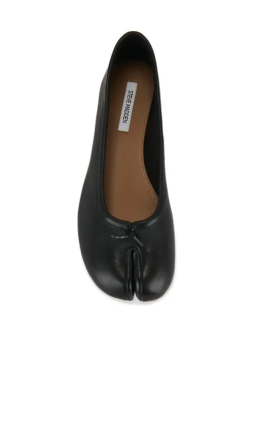 Steve Madden Calico Ballet Flat