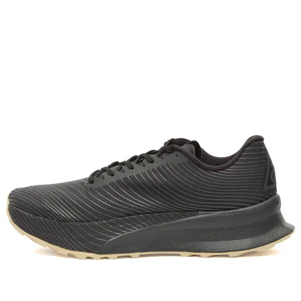 Nike Ultrafly Trail 2 Sneakers - Black/dark Smoke Grey/vegas Gold