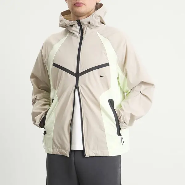 Nike Tech Woven Pro Oversized Jacket