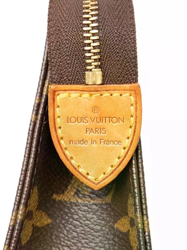 LOUIS VUITTON 2003 Monogram Toiletry 15 Pouch