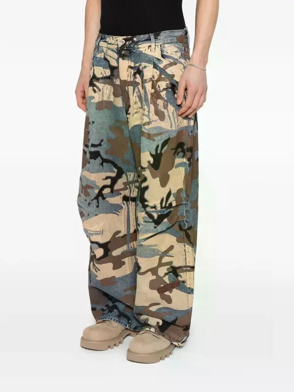 PDF Camouflage-pattern Jeans