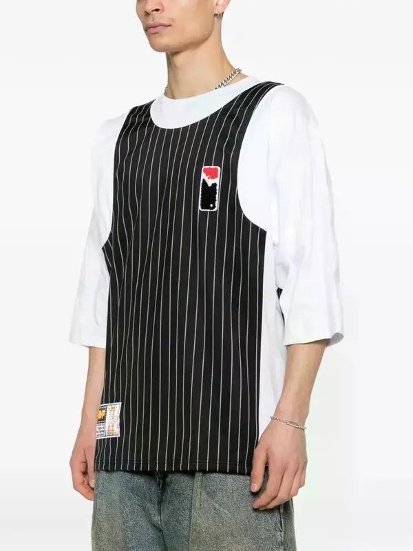 PDF Pinstripe-pattern Logo-patch T-shirt