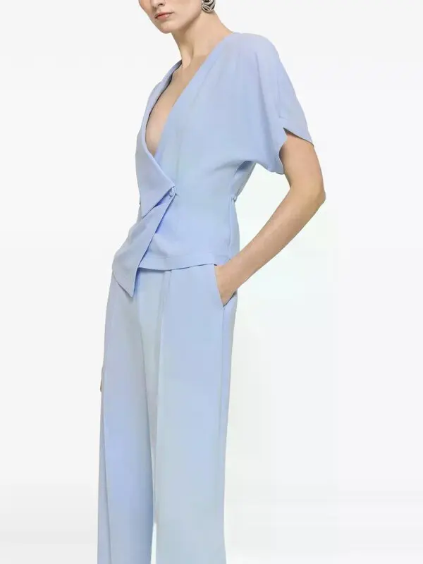 NISSA V-neck Crepe Top