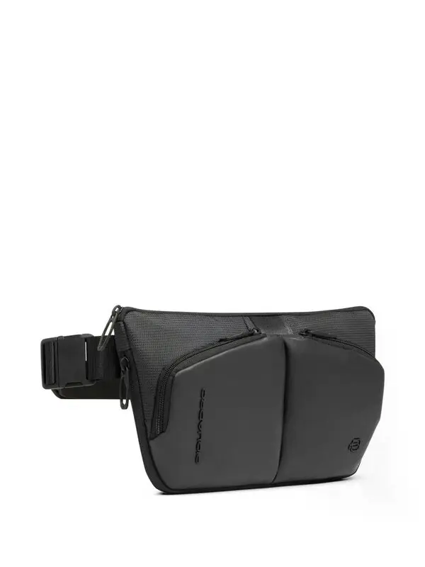 PIQUADRO Logo-appliqué Belt Bag - Black