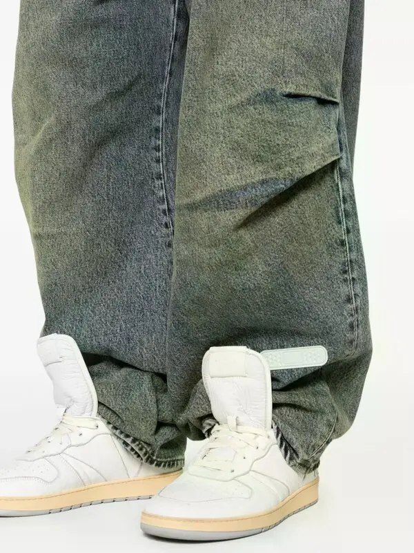PDF Front-pleat Jeans