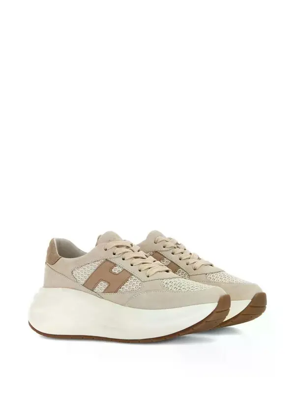 Hogan H696 Chunky Runner Sneakers