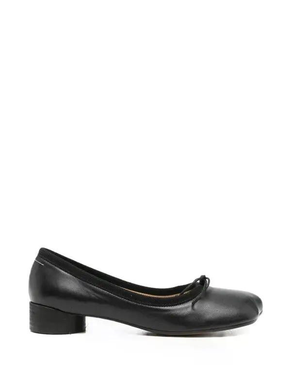 MAISON MARGIELA Leather Pumps - Black