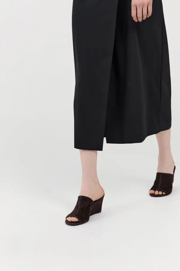 ST. AGNI Suede Bandeau Wedge