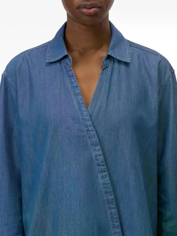 Closed Asymmetric Collared Shirt
