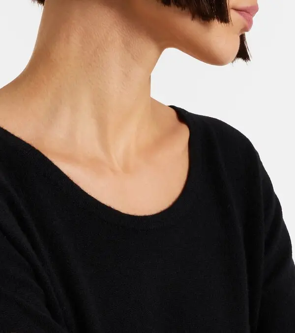 THE ROW Nezana Cashmere Sweater