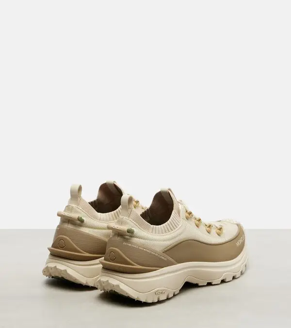 Moncler Trailgrip Lite 3 Sneakers - Beige