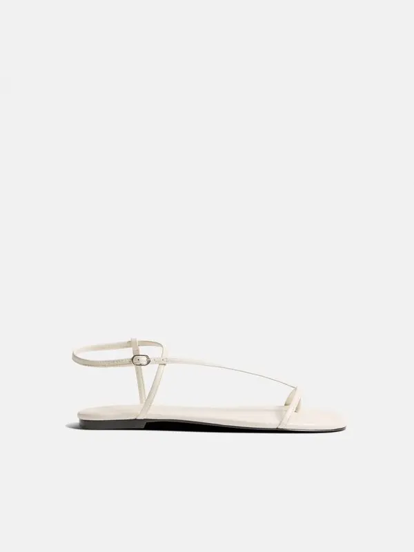 REFORMATION Pina Flat Sandal - Ivory