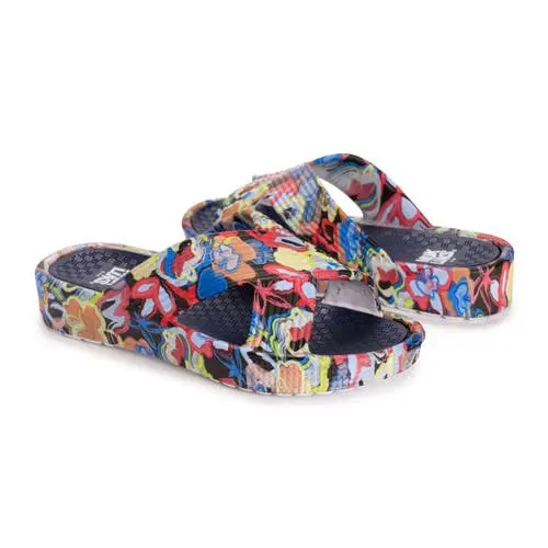 MUK LUKS Spa Day Sandal - Graffiti Floral
