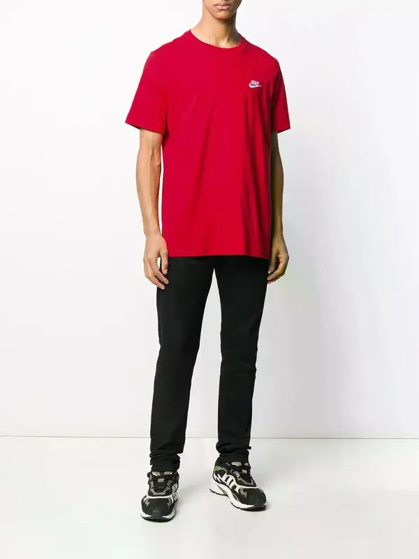 Nike Sportswear Club Crew-neck T-shirt - Red