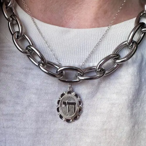 OUTOFOFFICE Chai Charm Necklace In Sterling