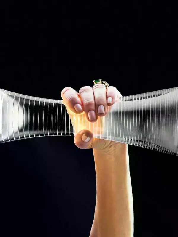 ARTEMIDE Come Together Wireless Glass Lamp