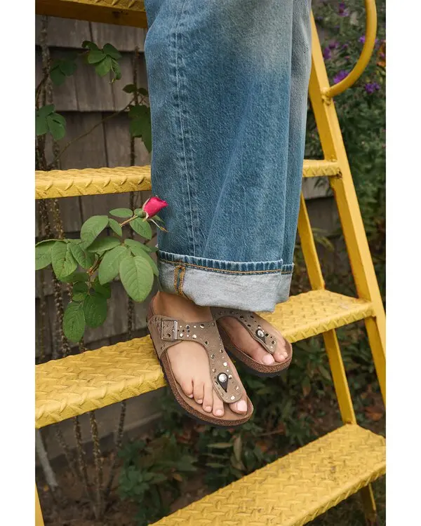 BIRKENSTOCK Gizeh Rivets Thong Sandals - Beige