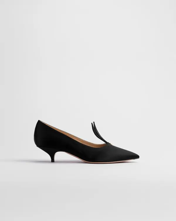 Dior Whisper Pump
