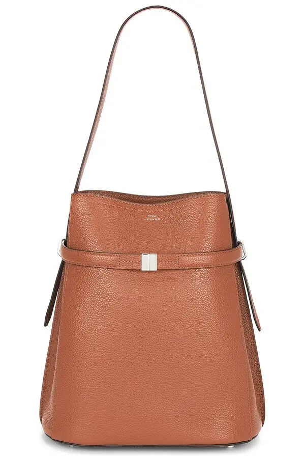 TOTEME Belted Grained Leather Bucket Bag In Brown - Sienna