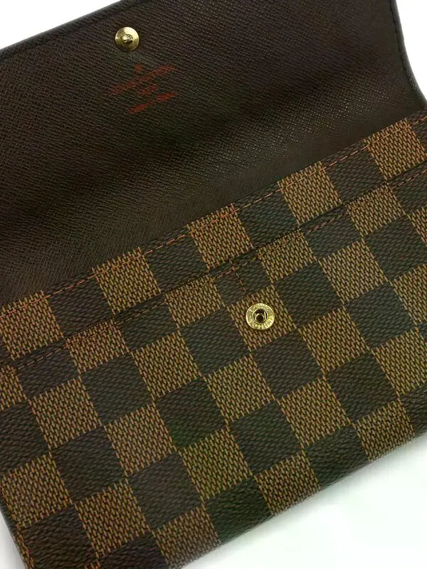 LOUIS VUITTON 2005 Check Wallet
