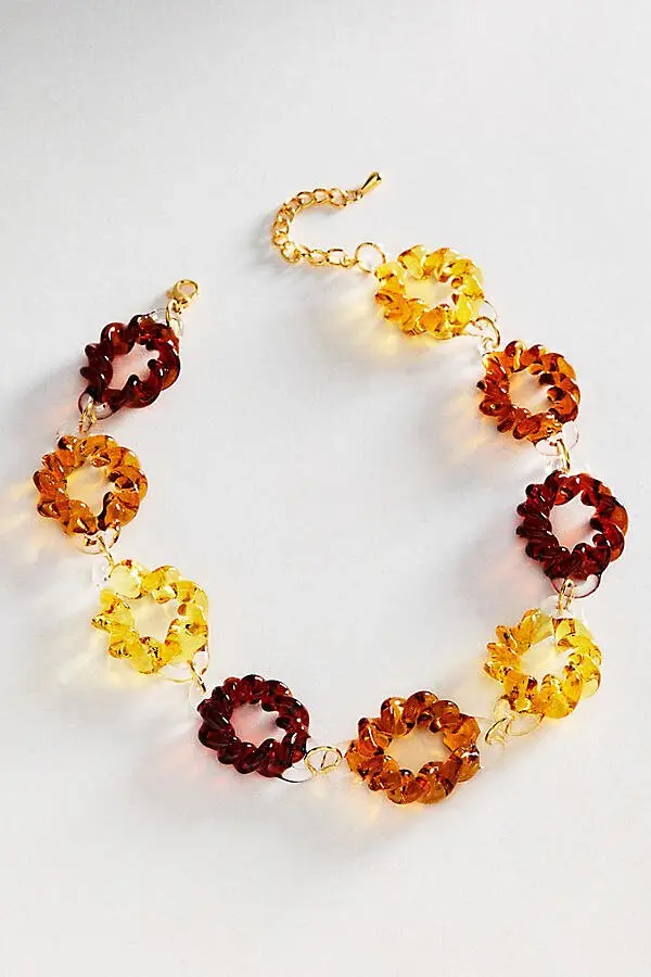 LEVENS JEWELS Levens Twist Circle Necklace - Yellow/brown