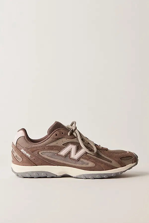 NEW BALANCE 204l Athletic Sneakers - Brown