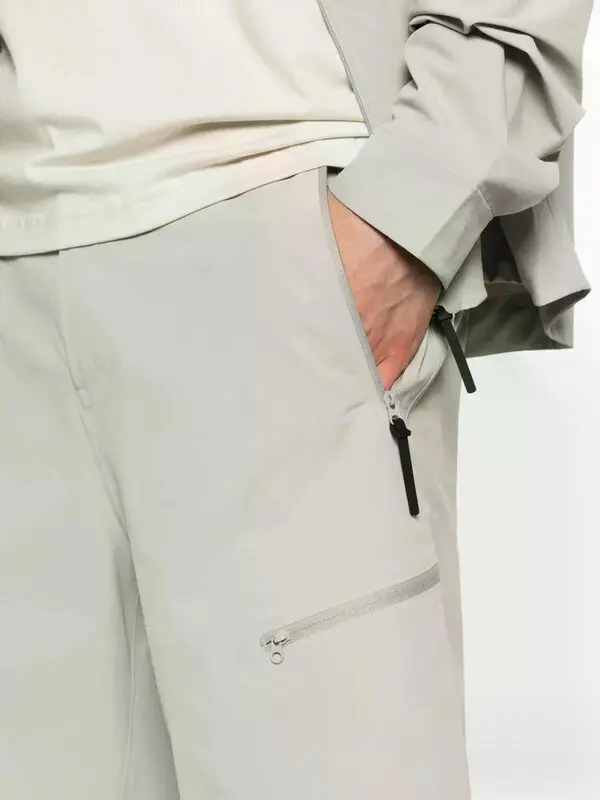 HIKING PATROL Edge Lt Zip Pocket Shorts - Grey