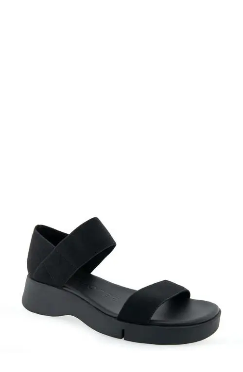 Aerosoles Freedom Lug Sole Sandal - Black