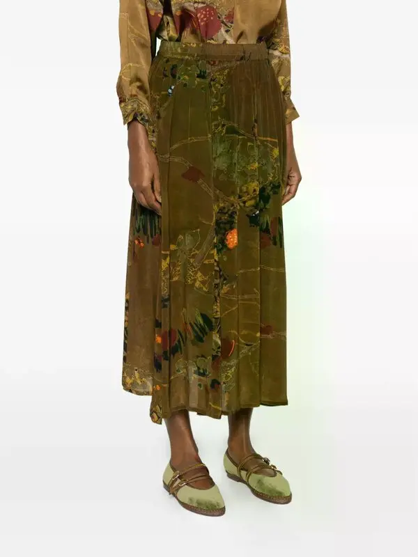 YAVI Floral Print Pleated Skirt