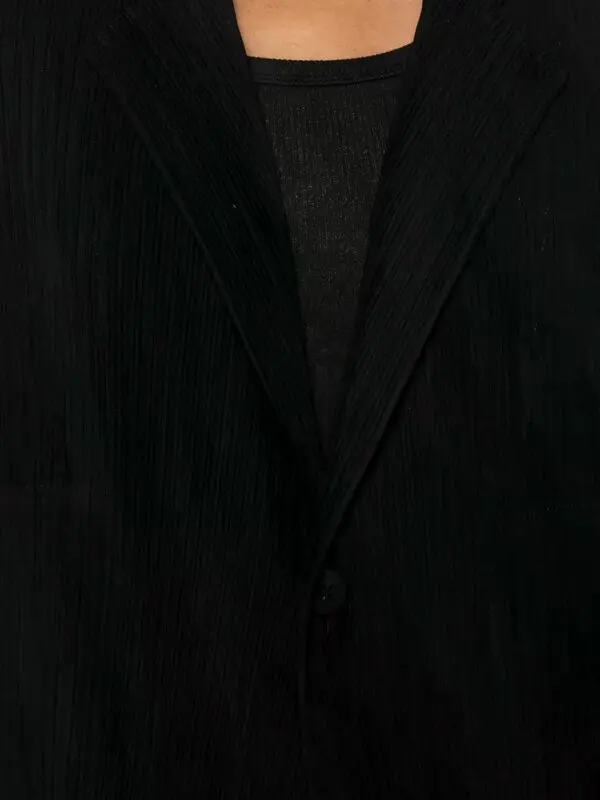 Issey Miyake Pleated Jacket - Black