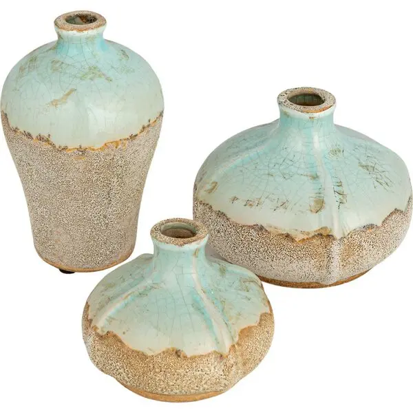 STORIED HOME Various Vases With Distressed Finish And Glaze - Cream