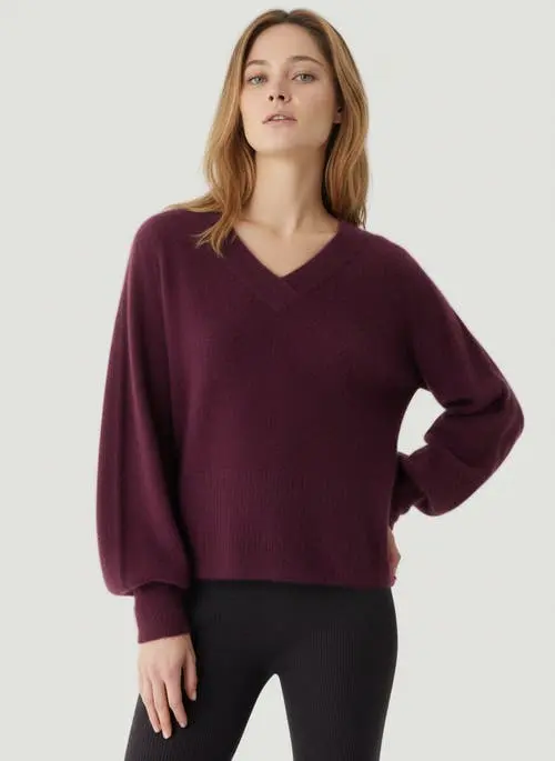 Majestic Filatures Long Sleeve V-neck Pullover Sweater - Bordeaux