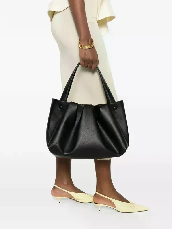 THEMOIRE Pleated Tote - Black